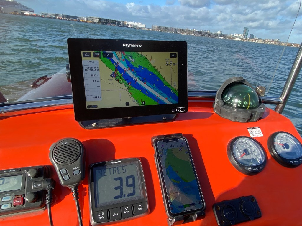 RYA Powerboat Advanced - Chieftain Training